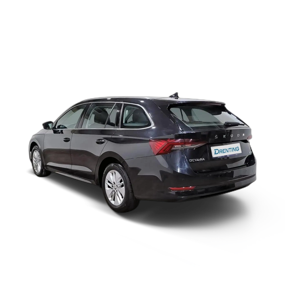 Renting Skoda Octavia Combi 1.5 TSI 110kW DSG m-HEV Ambit Plus Negro 1 ...