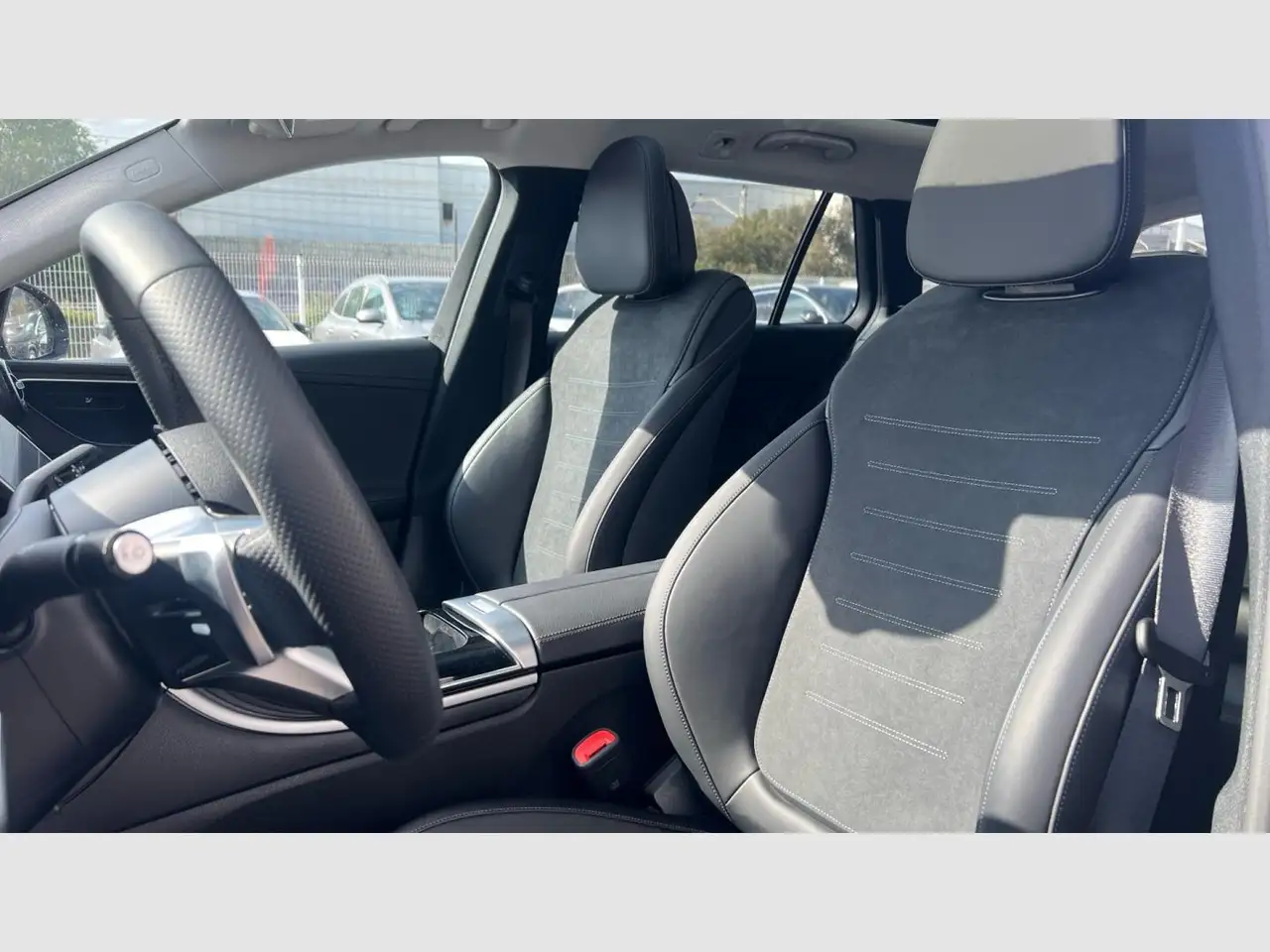 Renting Mercedes-Benz C 300 Estate e Estate AMG Line (EURO 6d)(ab 04/23 ...