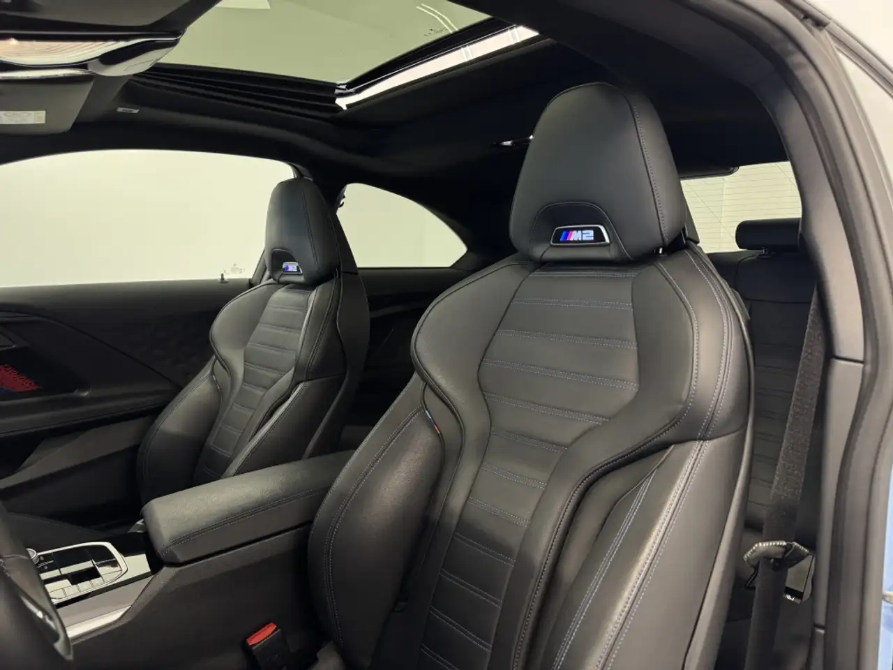 Renting BMW M2 Coupé Negro | Drenting